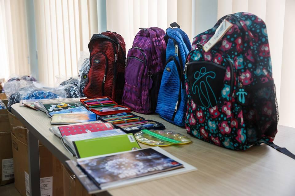 Rechizite și ghiozdane gratuite pentru preşcolari şi elevi | Stiri Utile